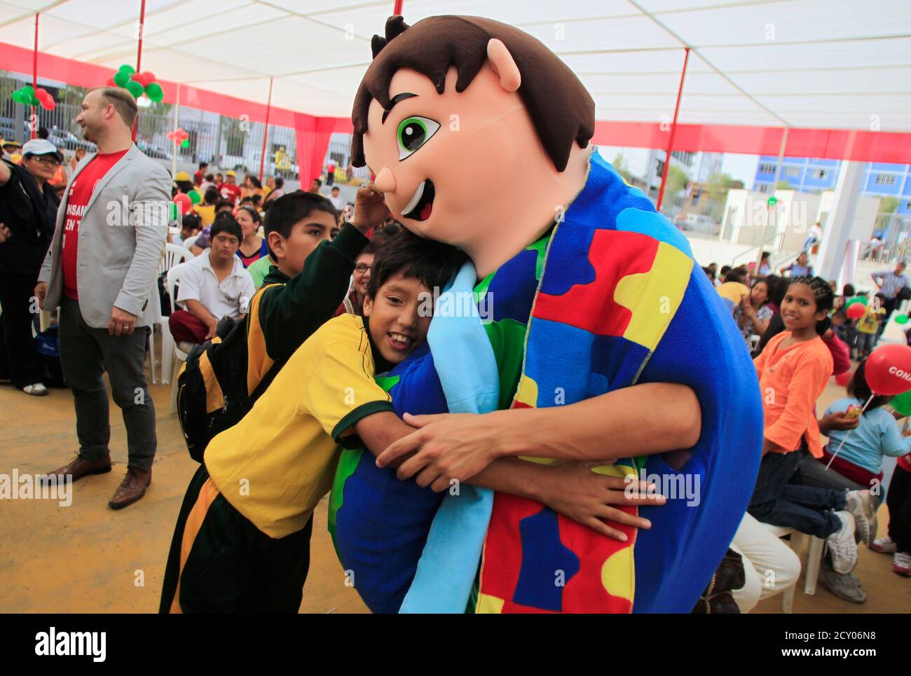 Human development peru hi-res stock photography and images - Alamy