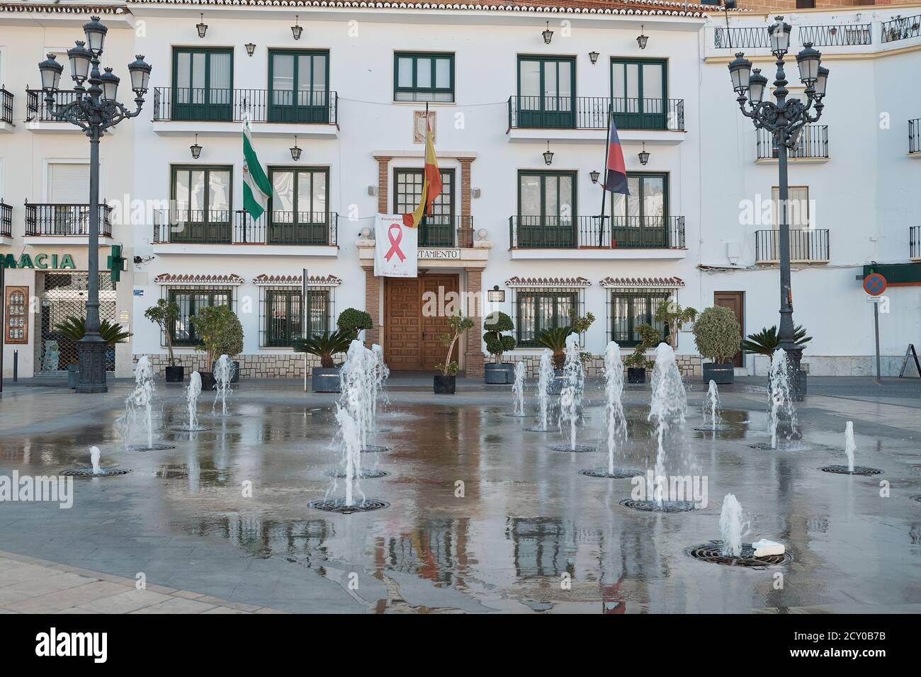 Towh hall hi-res stock photography and images - Alamy