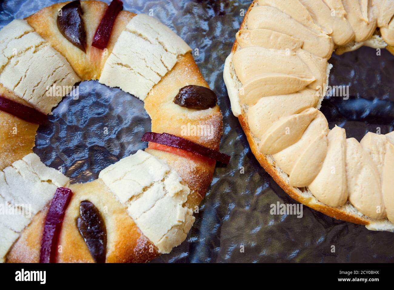 Epiphany cake, Kings cake, Rosca de reyes on glass Stock Photo - Alamy