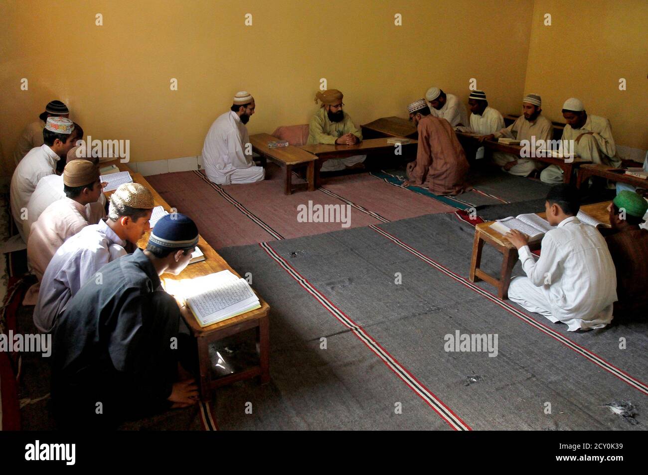 Pakistan ethnic groups hi-res stock photography and images - Alamy