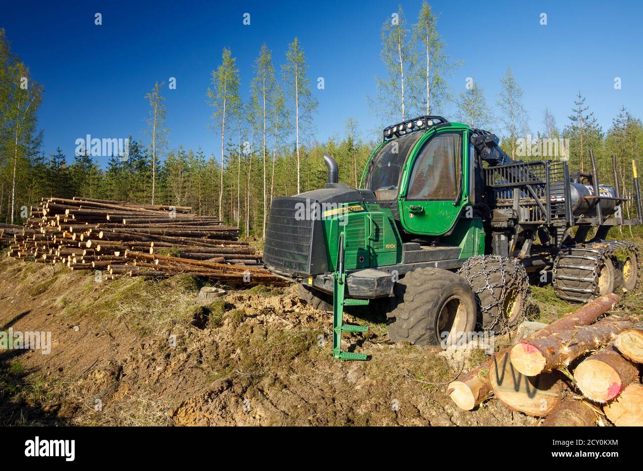 Forwarder machine hi-res stock photography and images - Alamy