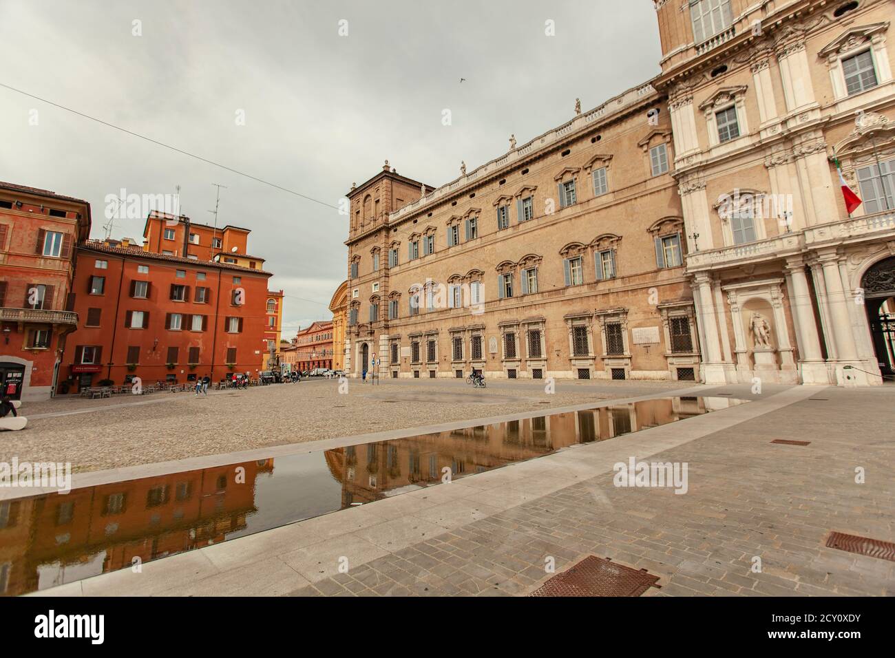Piazza Roma in Modena city, Italy 9 Stock Photo - Alamy
