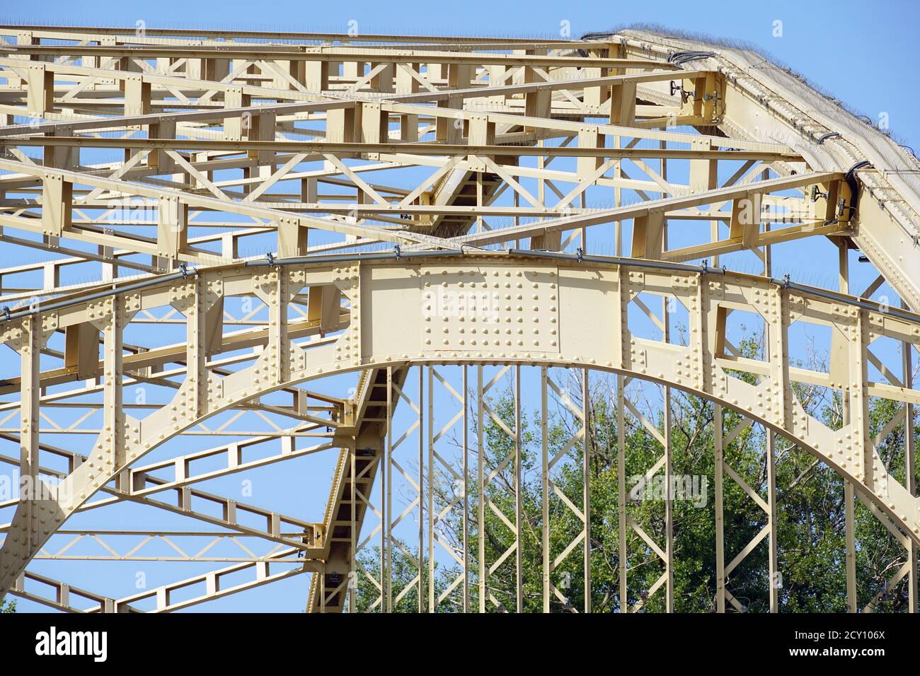 Lon 17 63236400 hi-res stock photography and images - Alamy