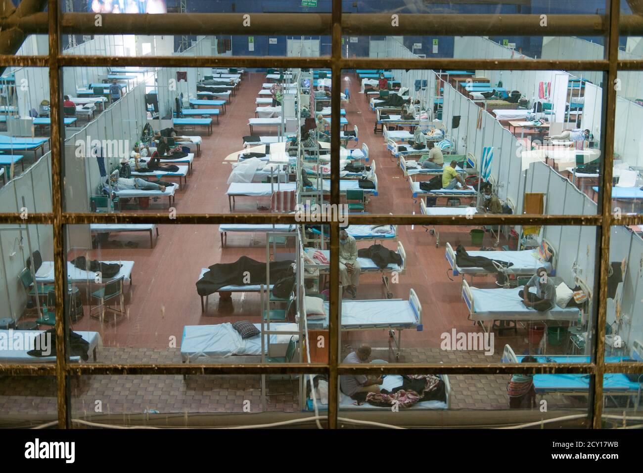 Covid-19 infected patients inside an isolation ward Stock Photo - Alamy