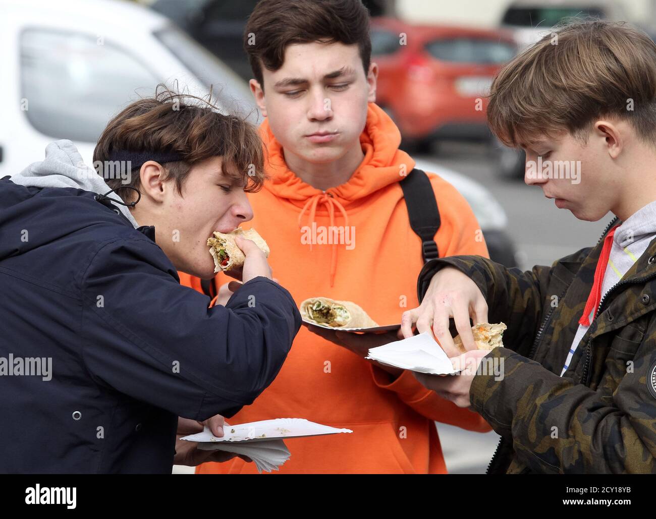 Longest vegetarian shawarma hi-res stock photography and images - Alamy