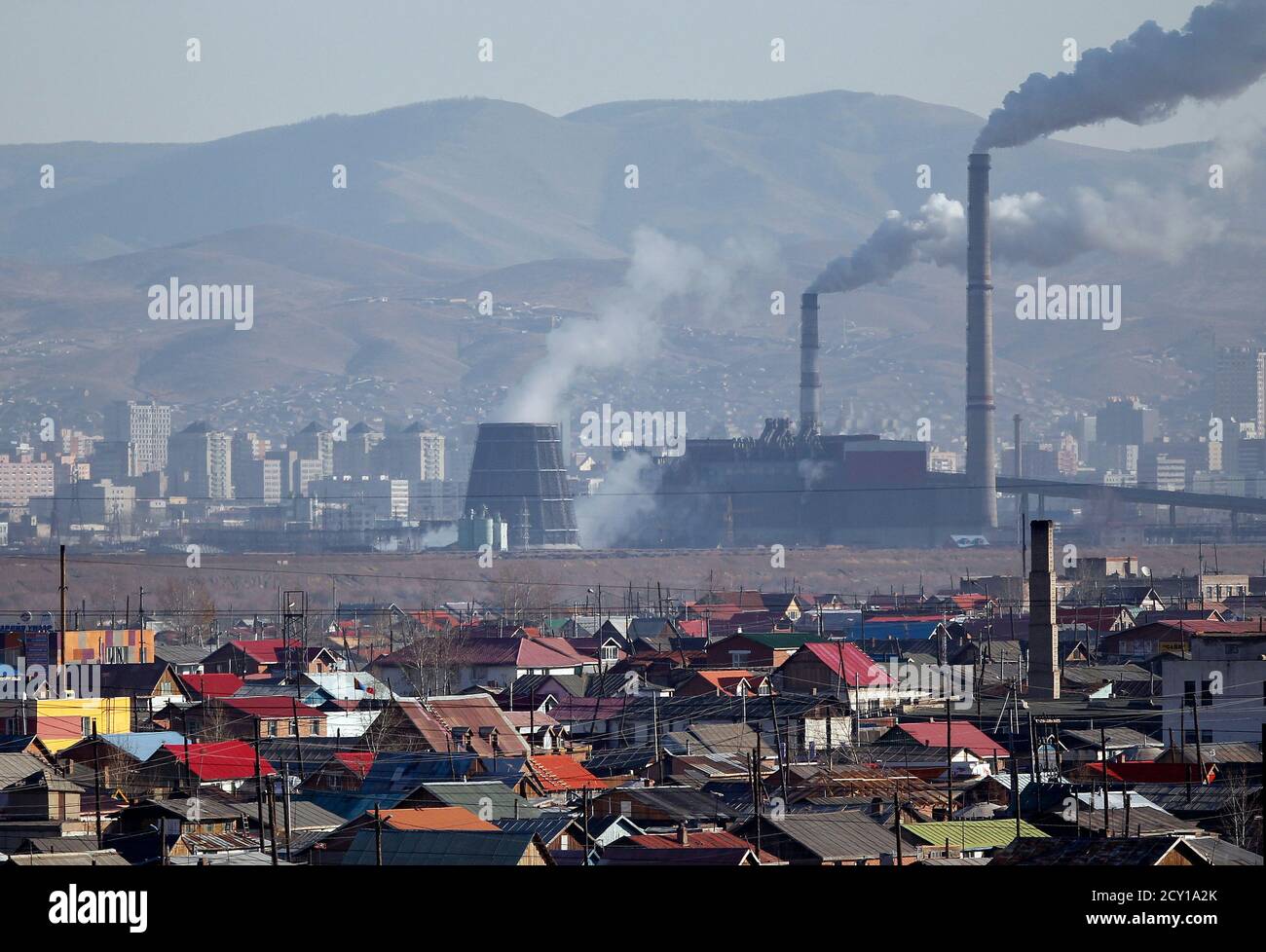 Pakistan china smoke hi-res stock photography and images - Alamy