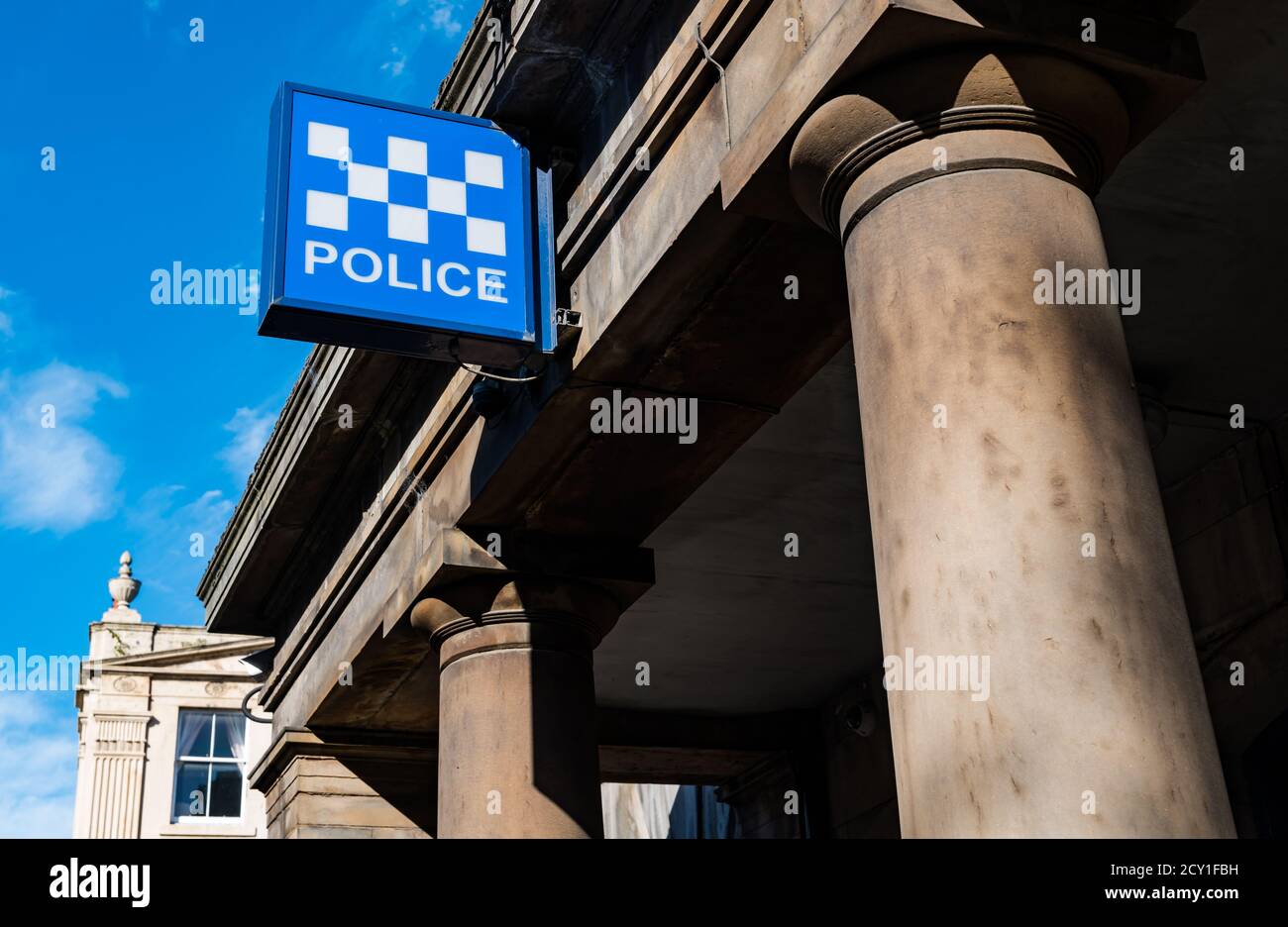 Uk police logo hi-res stock photography and images - Alamy