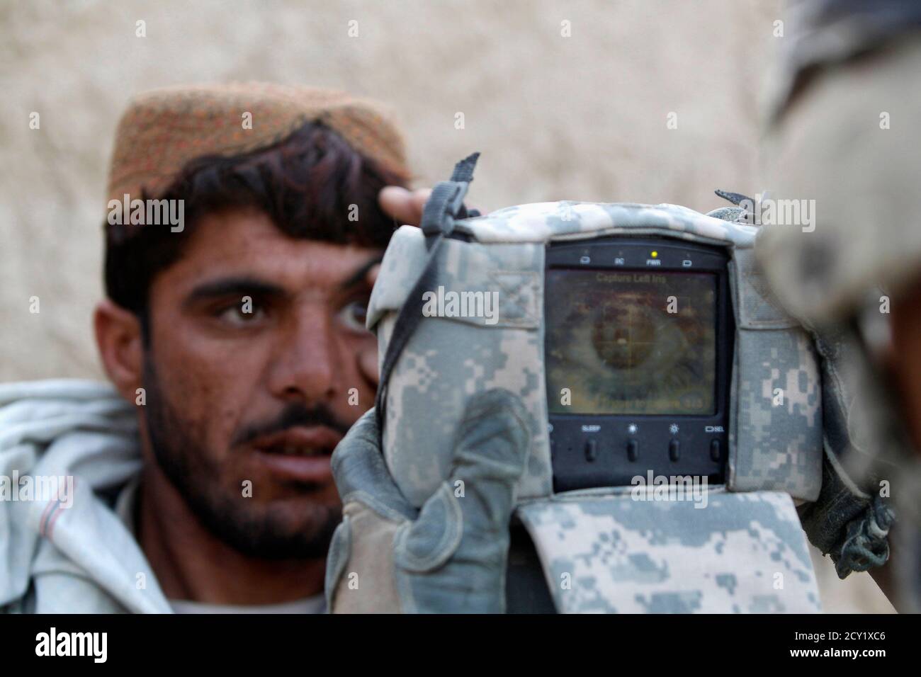 Check in biometric hi-res stock photography and images - Alamy