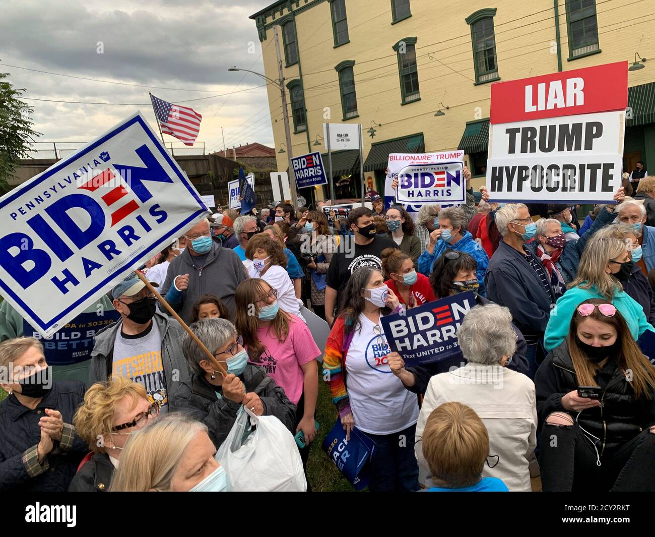 Joe biden build back better tour hi-res stock photography and images ...