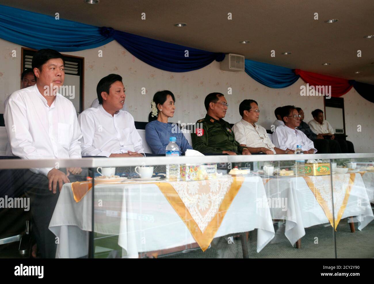 Aung zaw win hi-res stock photography and images - Alamy