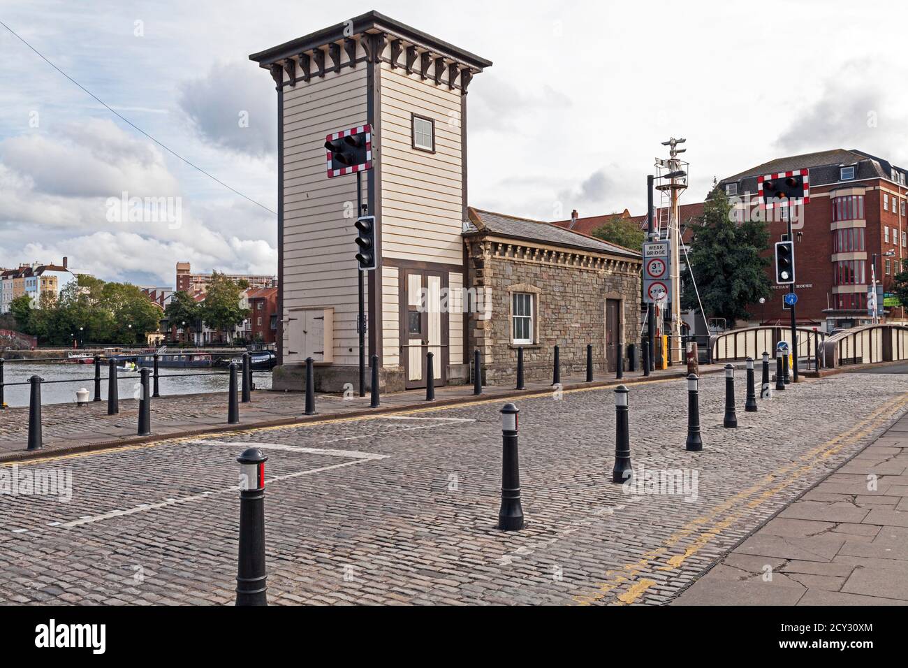 The engine house and accumulator tower of Prince Street swing bridge in ...