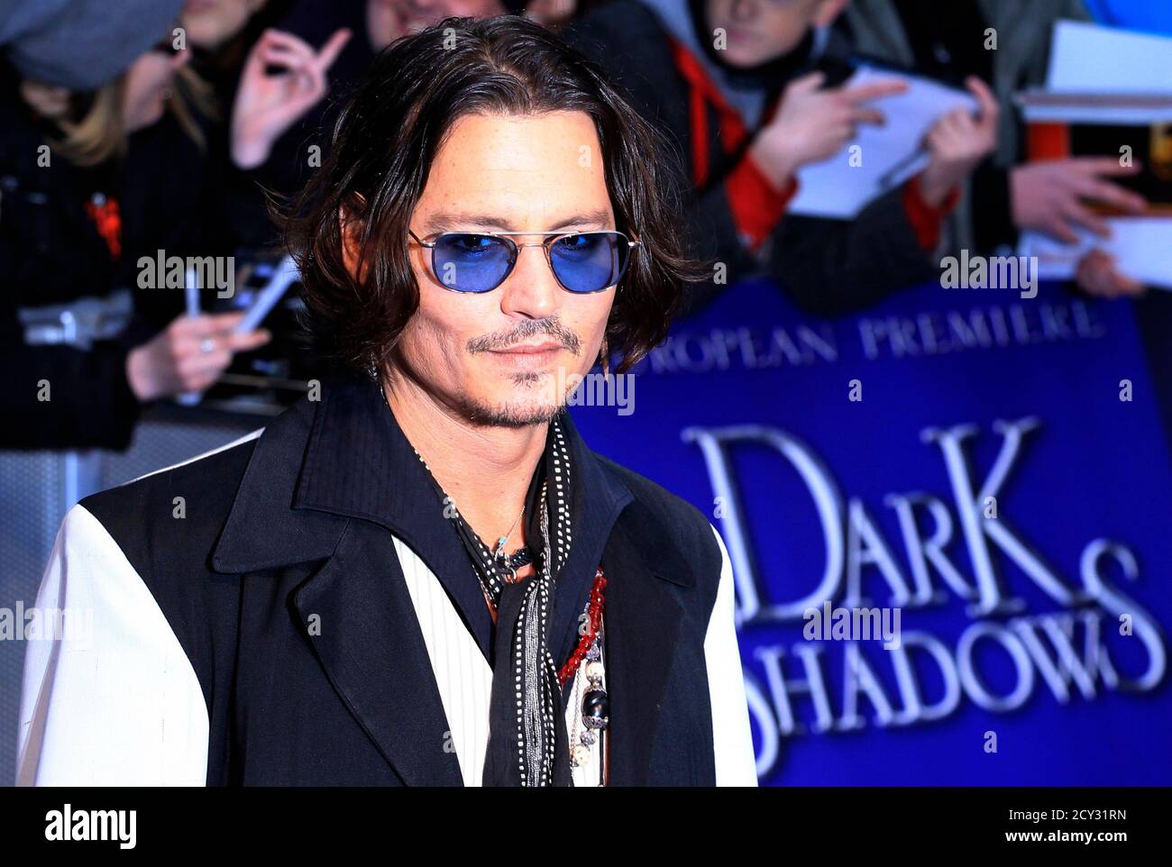 Johnny harris actor hi-res stock photography and images - Alamy