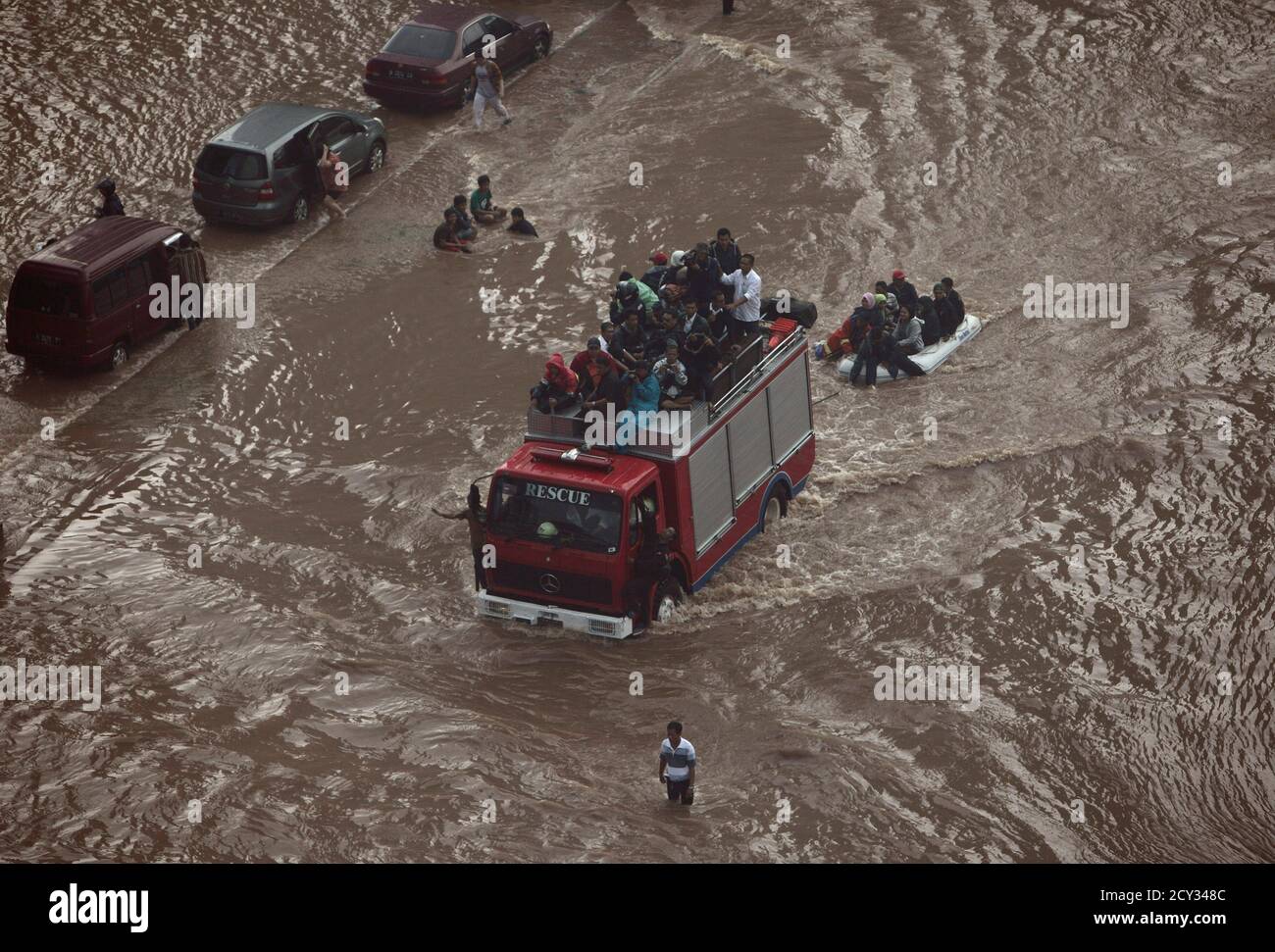 Satellite truck flooding hi-res stock photography and images - Alamy
