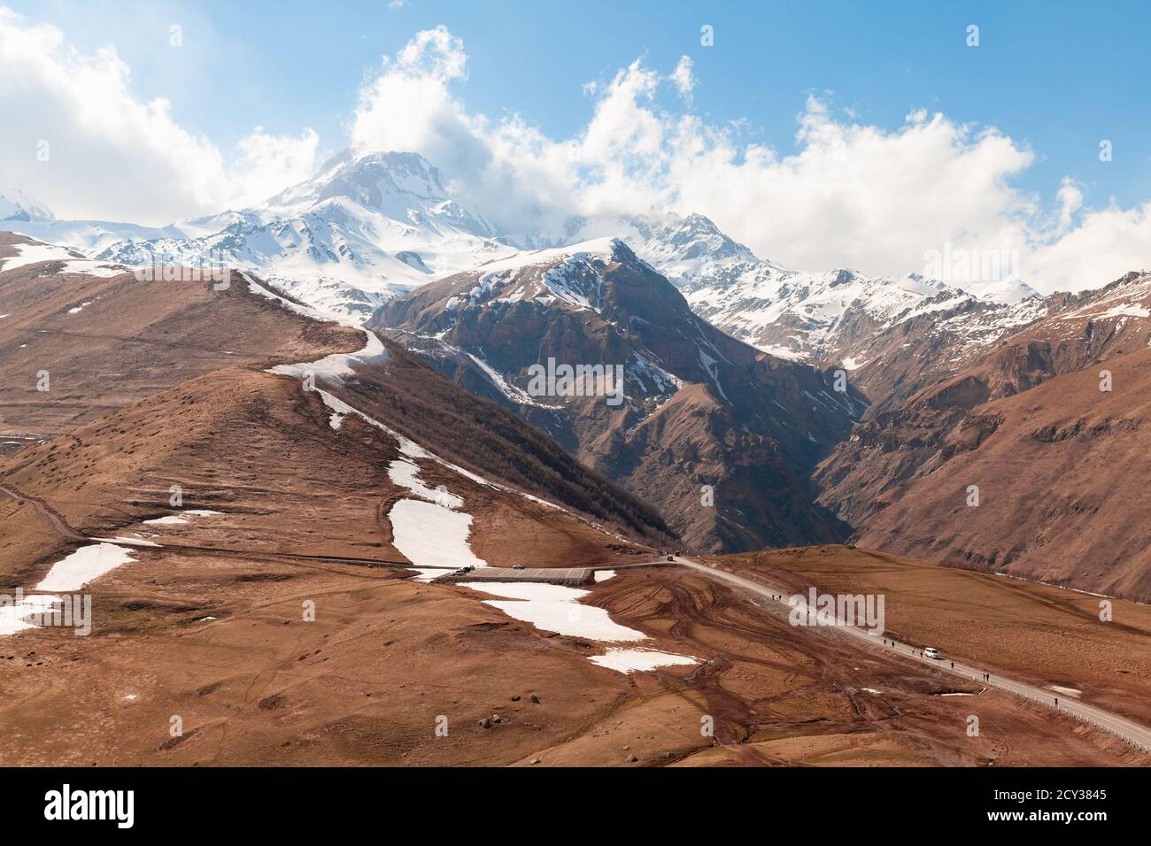 Mount kazbegi stepantsminda georgian hi-res stock photography and images - Alamy