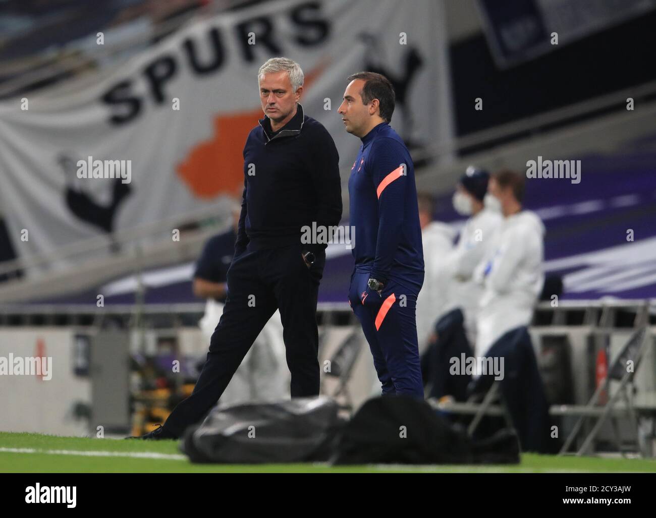 Coach giovanni cerra on touchline hi-res stock photography and images ...
