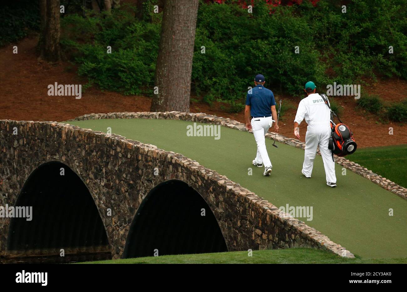 Augusta golf course bridge hi-res stock photography and images - Alamy