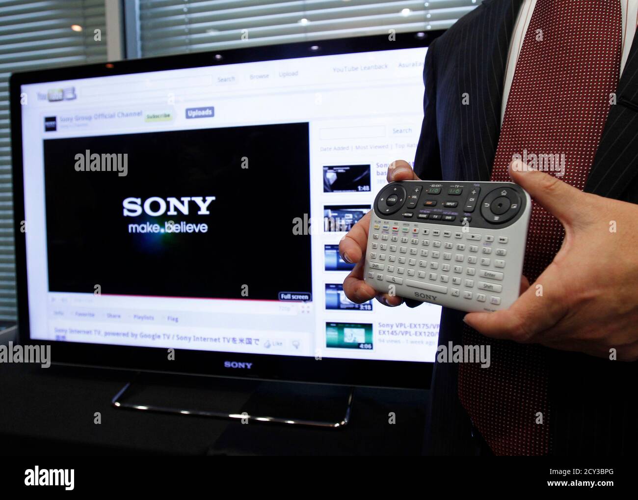 Sony japan employee hi-res stock photography and images - Alamy