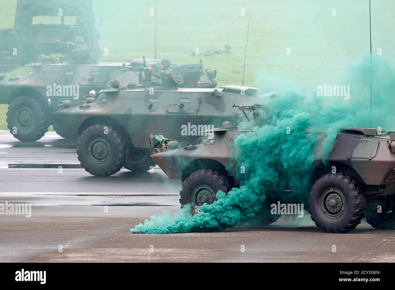 V150 hi-res stock photography and images - Alamy