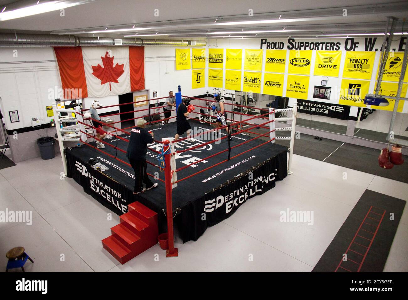 Female boxing olympics 2012 hi-res stock photography and images - Alamy