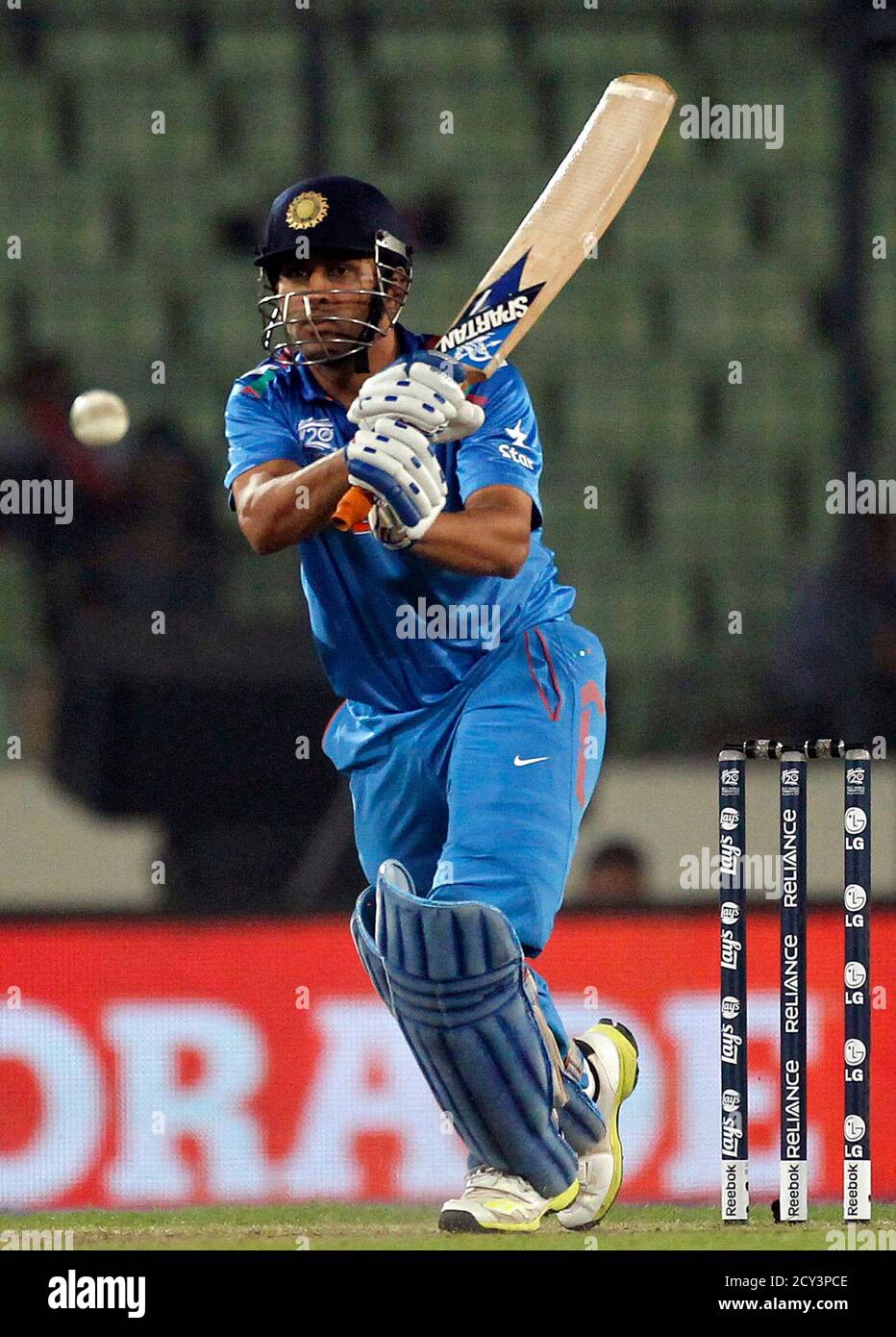 M s dhoni, cricket hi-res stock photography and images - Alamy