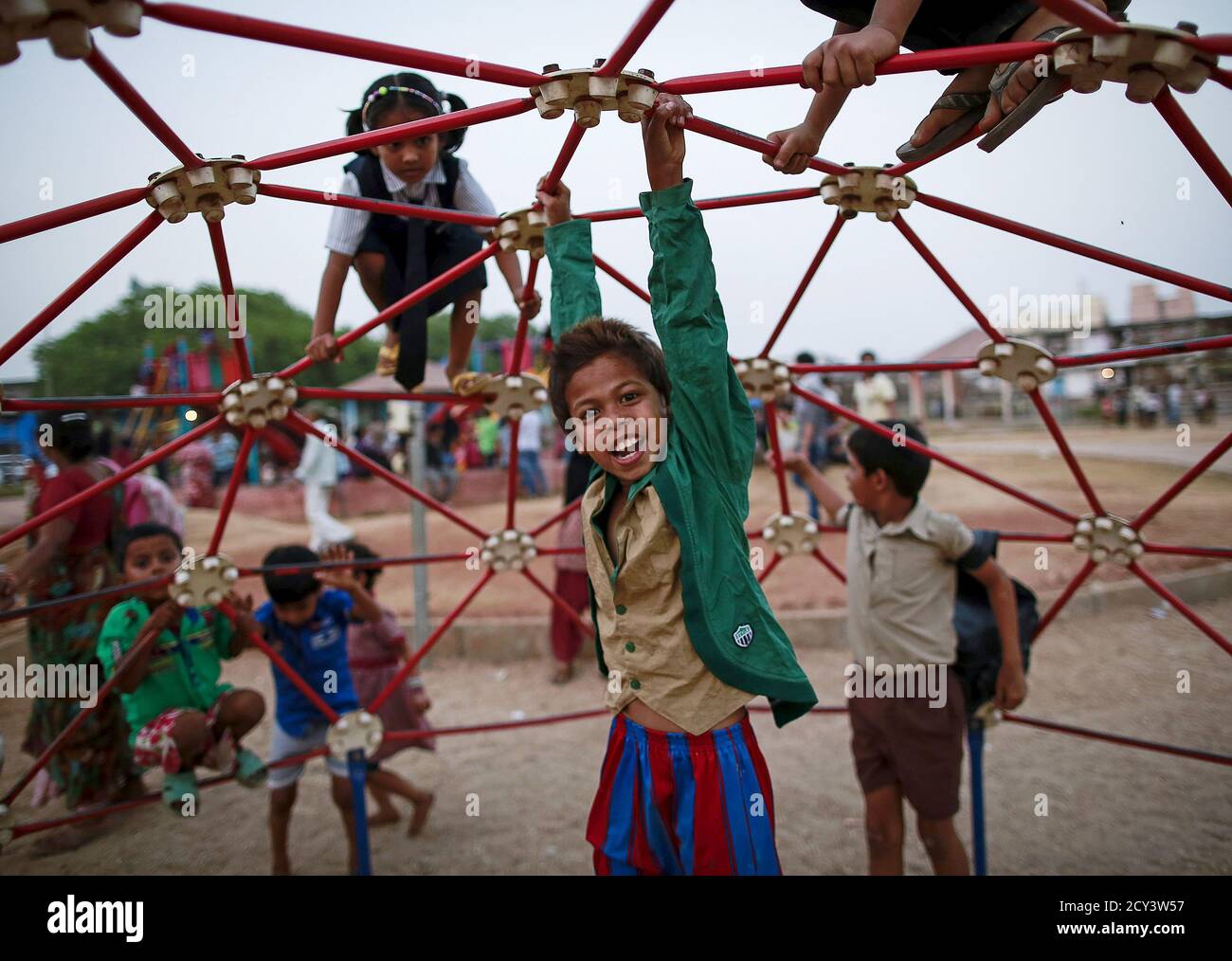 Dharavi children hi-res stock photography and images - Alamy