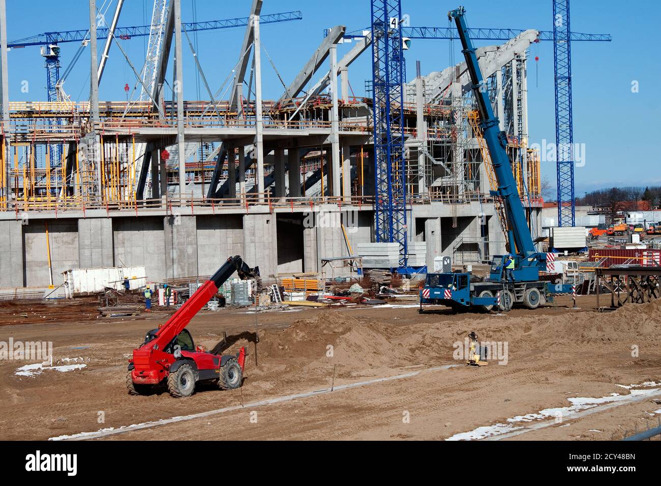 construction site with heavy equipment Stock Photo - Alamy
