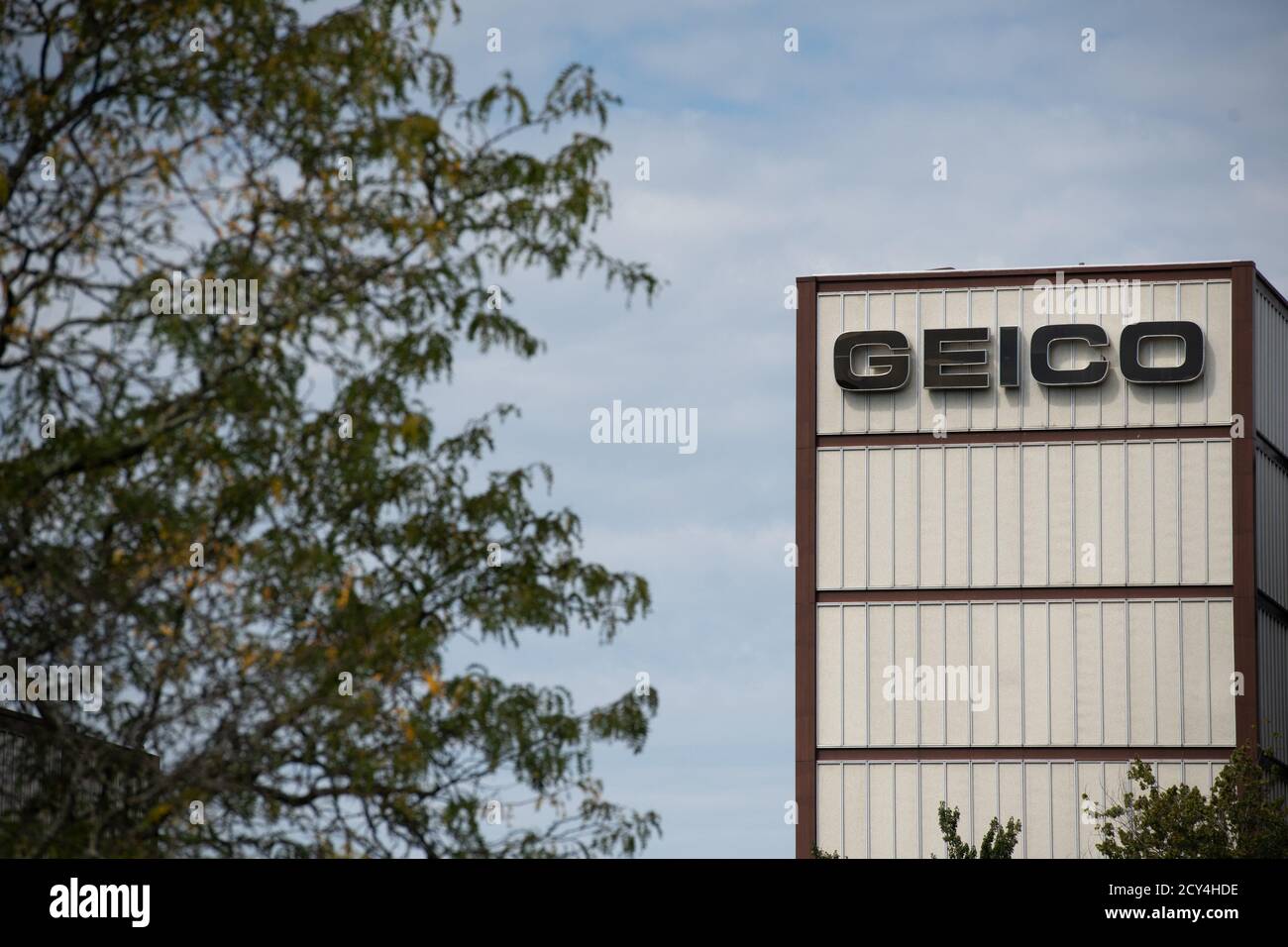 Geico logo hi-res stock photography and images - Alamy