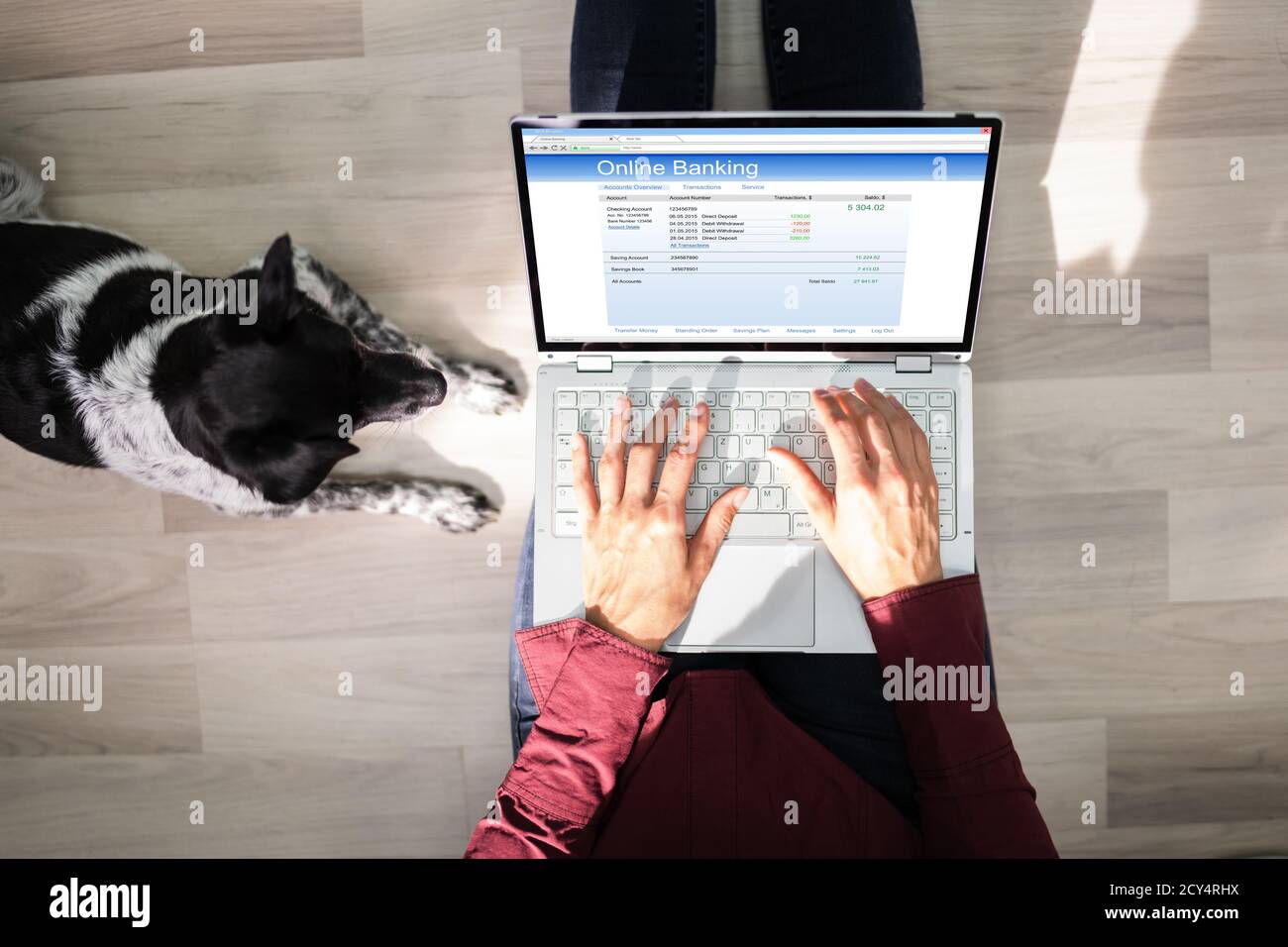 Online banking internet service hi-res stock photography and images - Alamy