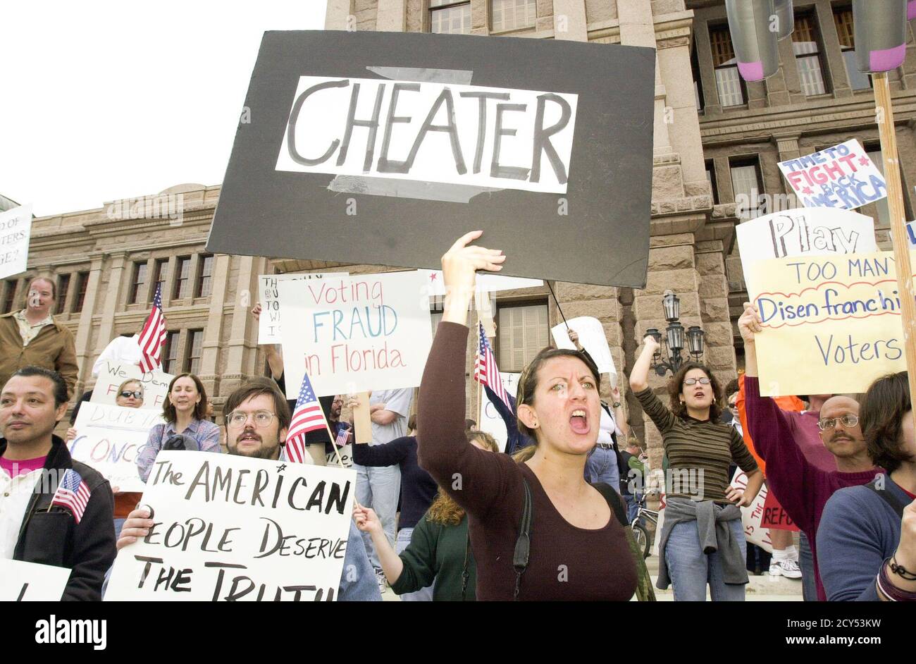 Austin, Texas, USA. 11th Nov, 2000. Noisy protesters at the Texas ...
