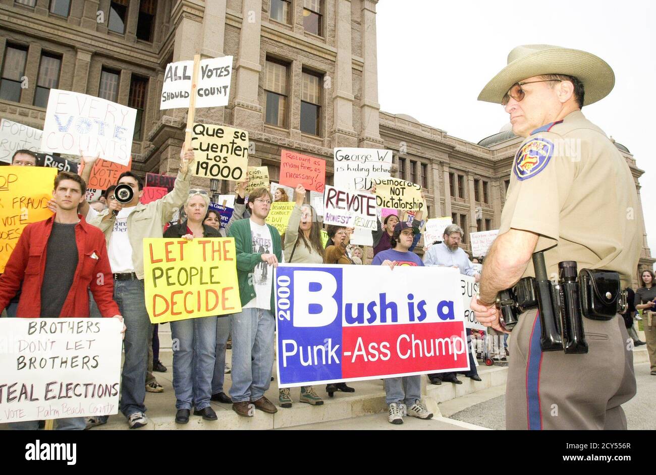 Austin, Texas, USA. 11th Nov, 2000. Noisy protesters at the Texas ...