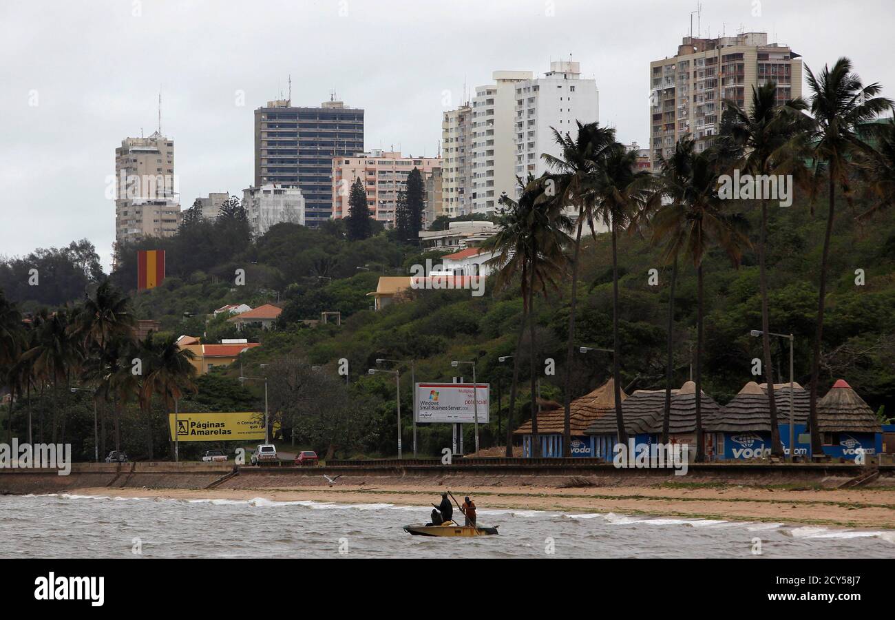 Mozambicans hi-res stock photography and images - Alamy