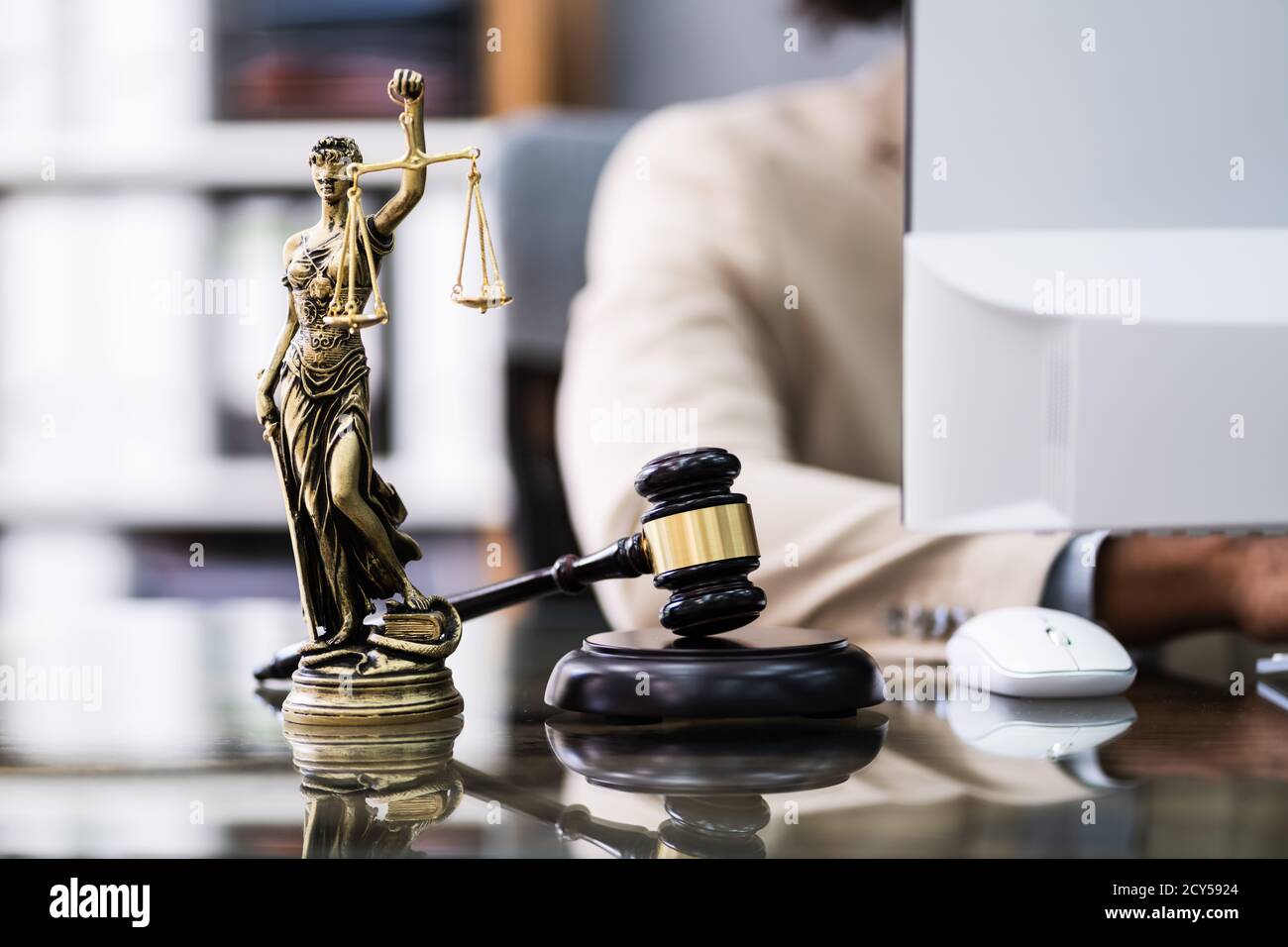 African american male criminal hi-res stock photography and images - Alamy