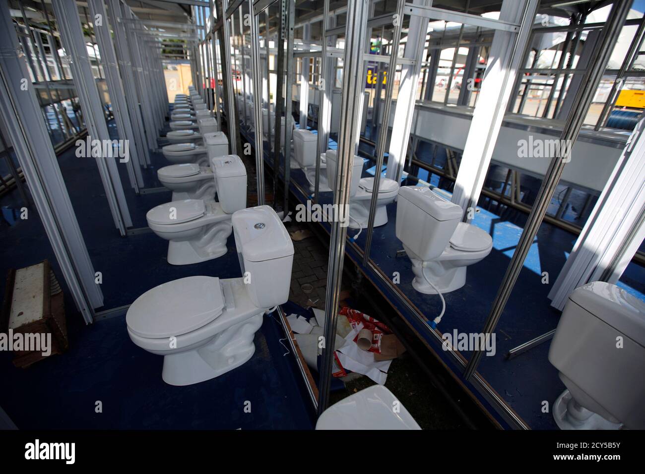 Brazilian Toilet High Resolution Stock Photography and Images - Alamy