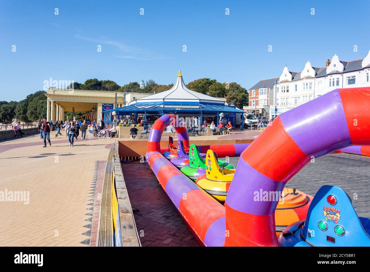 Barry island funfair hi-res stock photography and images - Alamy