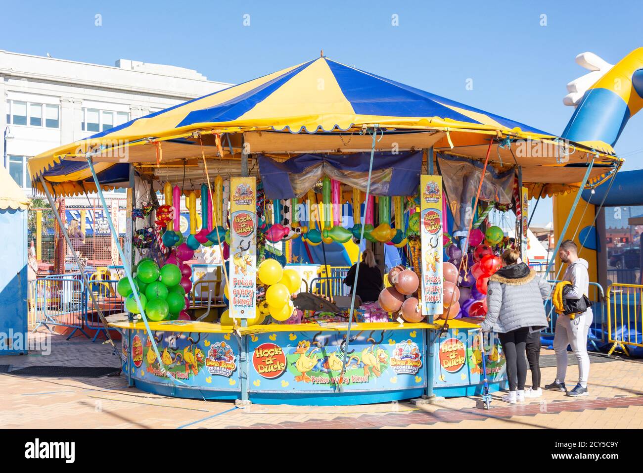 'Hook a duck' prize game stall at promenade funfair, Barry Island ...