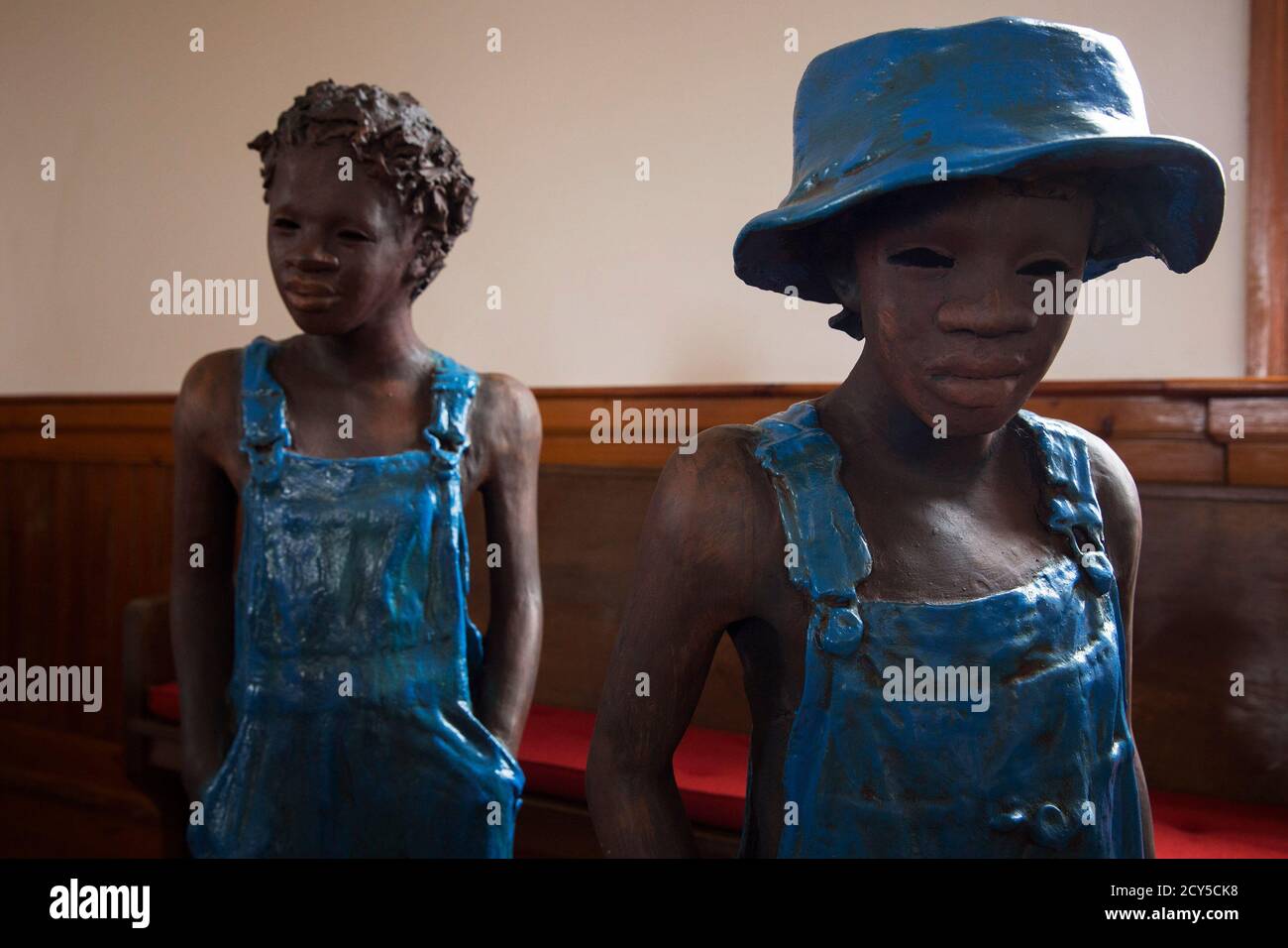 Whitney plantation statues hi-res stock photography and images - Alamy