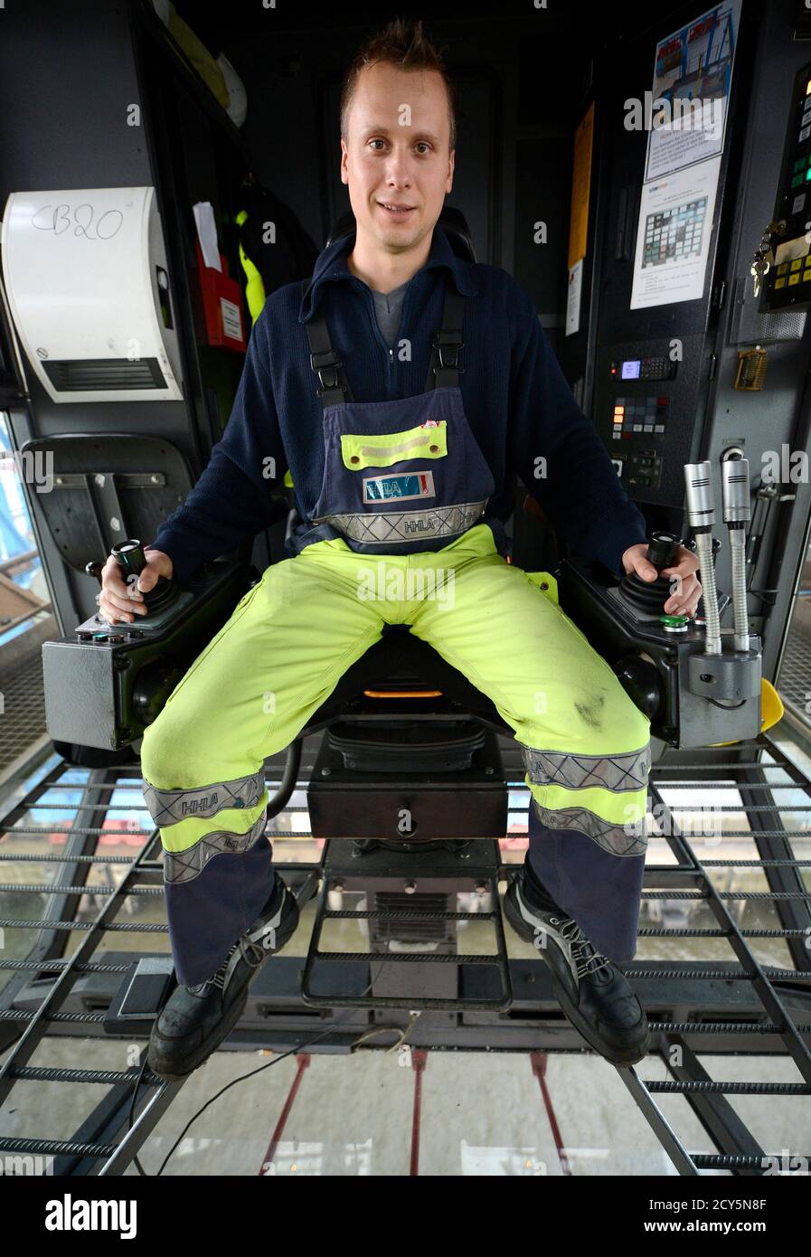 Maritime logistik hi-res stock photography and images - Alamy