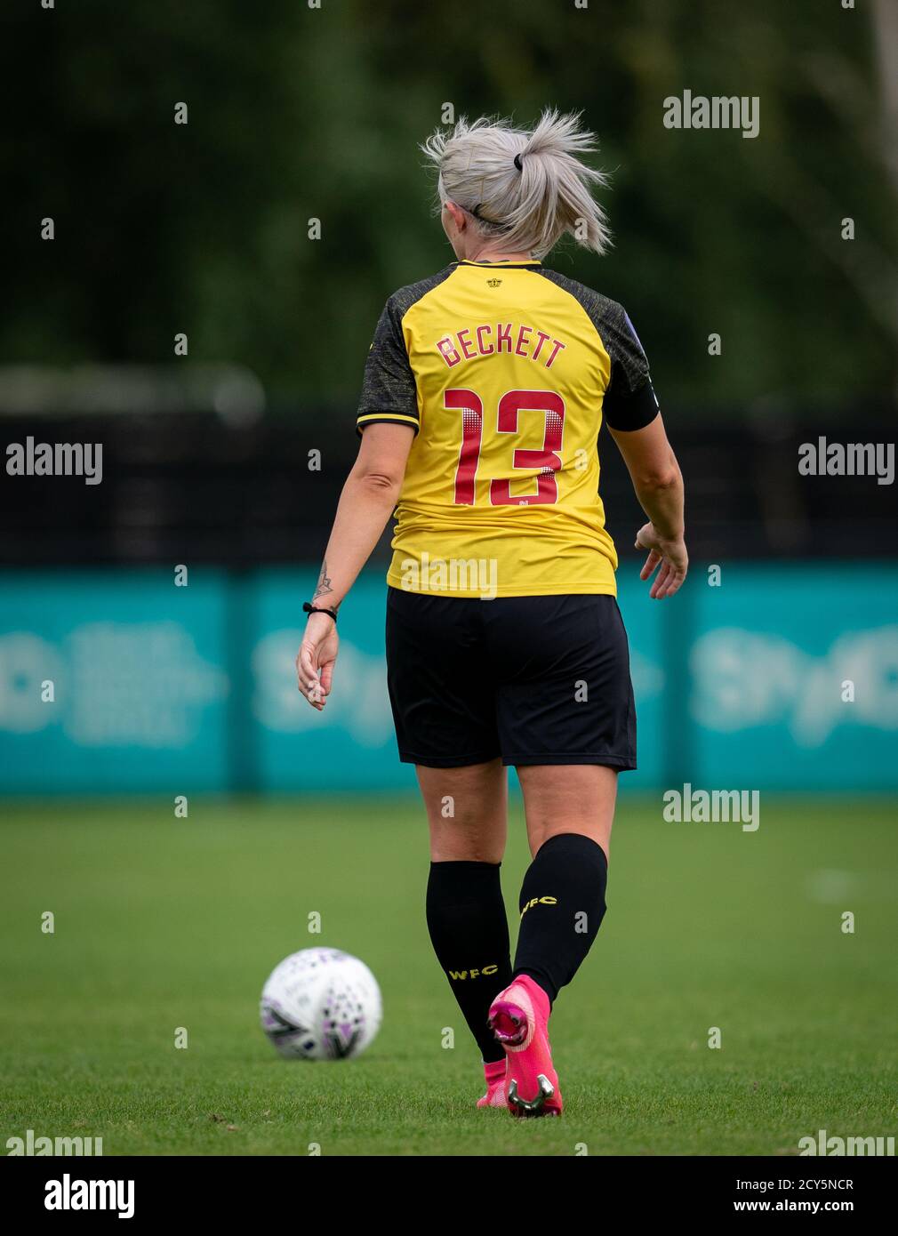 Emma Beckett of Watford Women during the FA Women National League match ...