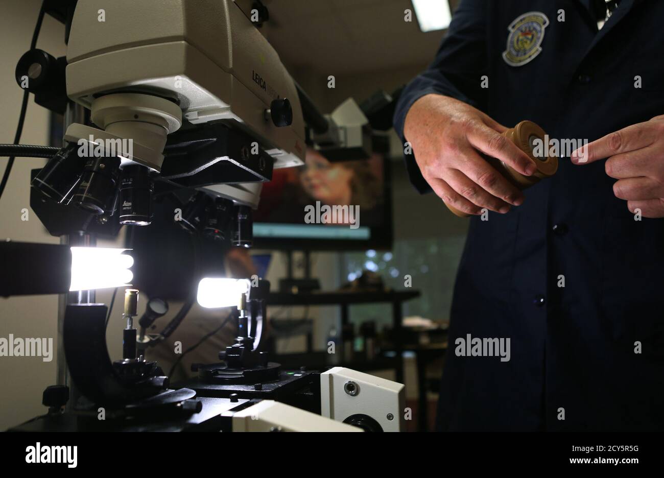 Bullet comparison microscope hi-res stock photography and images - Alamy