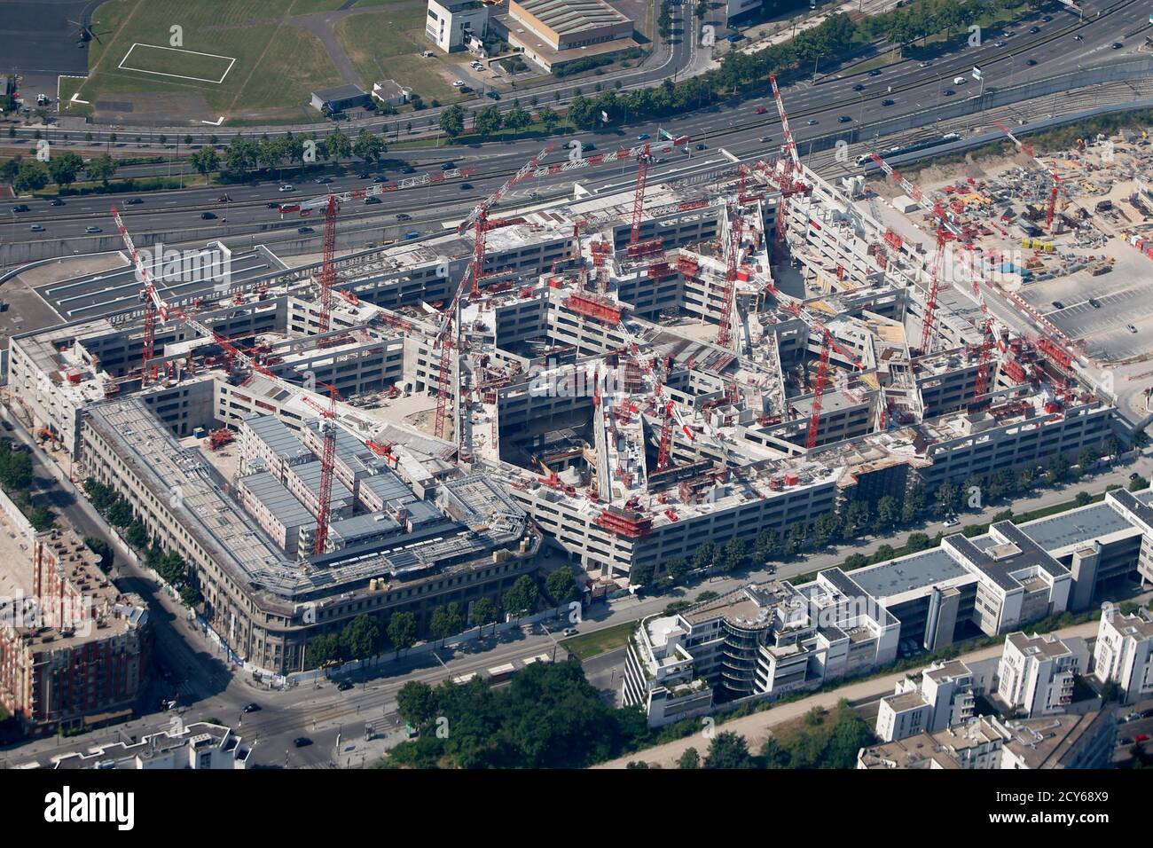 Pentagon construction hi-res stock photography and images - Alamy