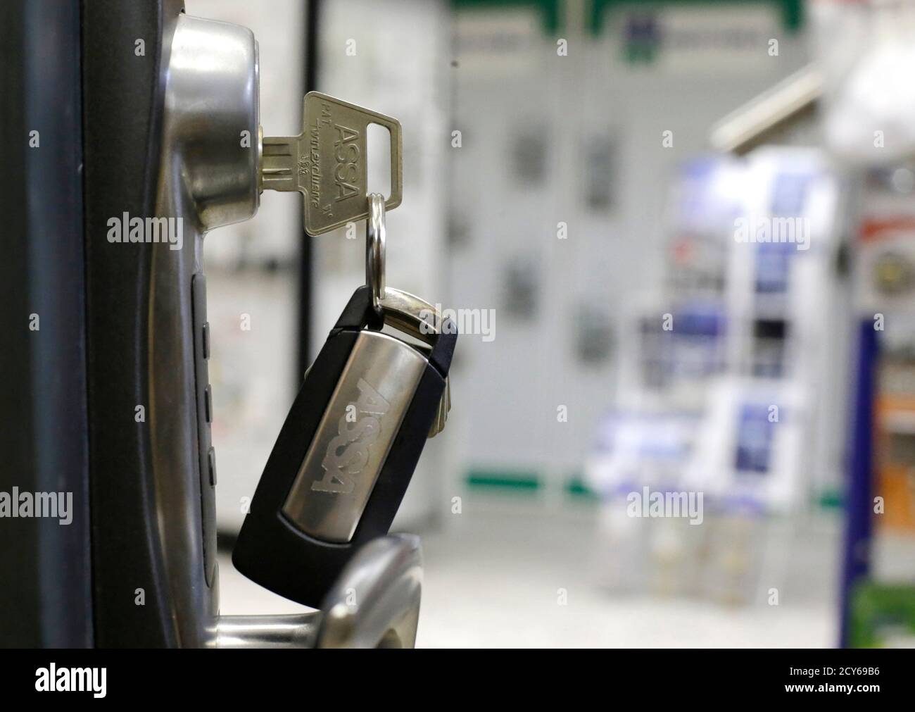 Assa abloy keys hi-res stock photography and images - Alamy