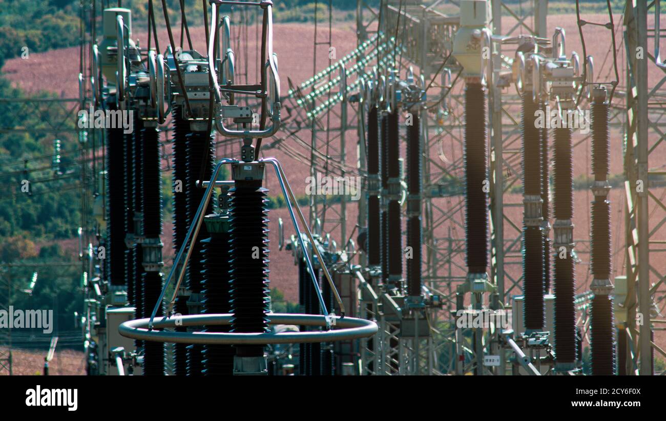 Electricity power plant many wires hi-res stock photography and images ...