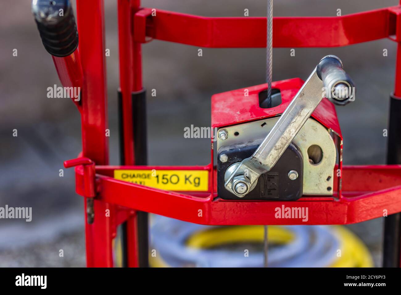 Lifting handles hi-res stock photography and images - Alamy