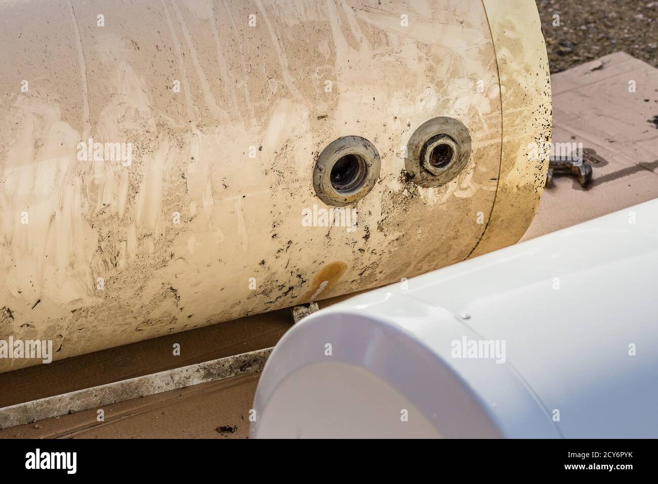 Boiler replacement hi-res stock photography and images - Alamy