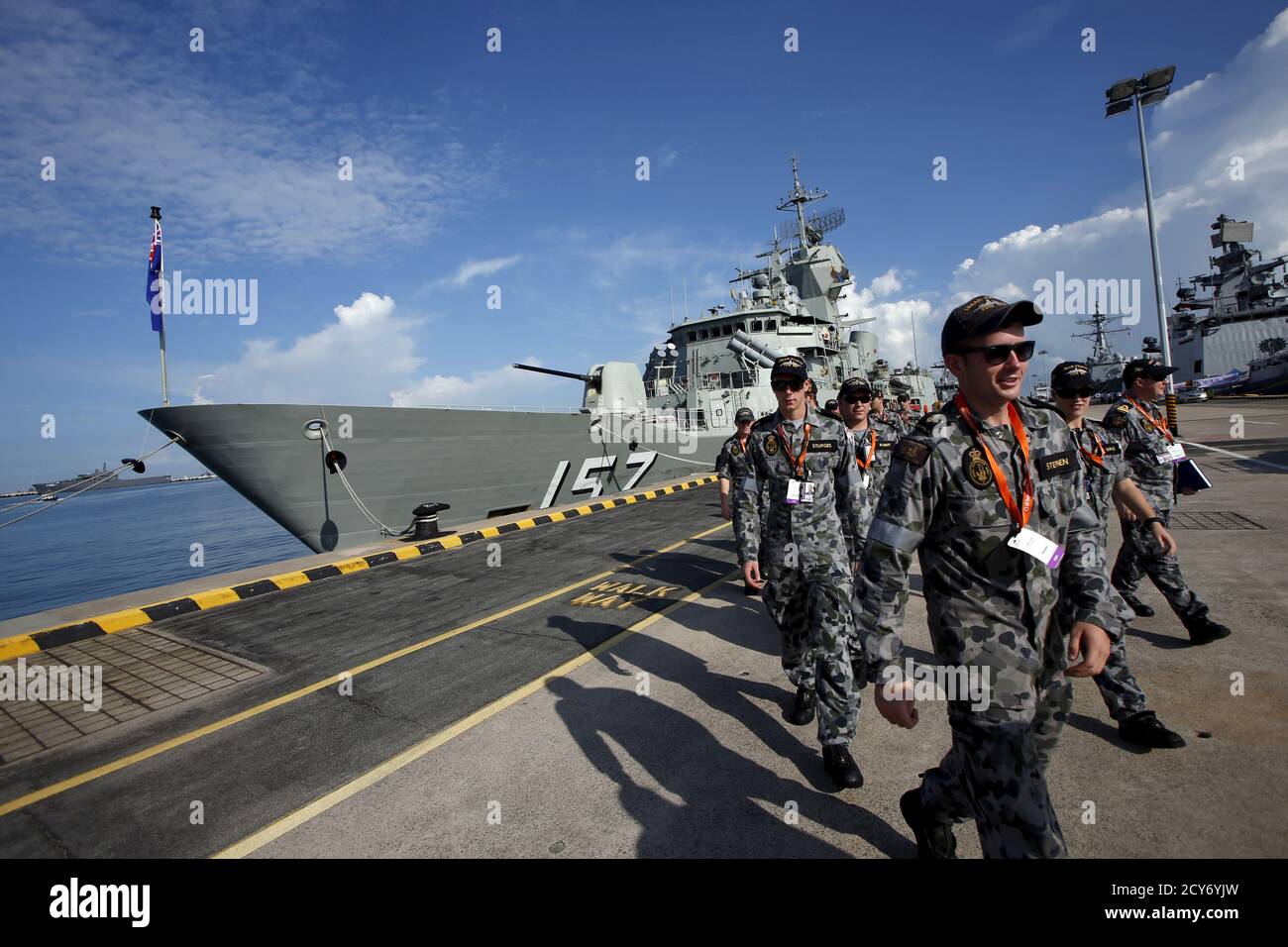 Australian naval personnel hi-res stock photography and images - Alamy