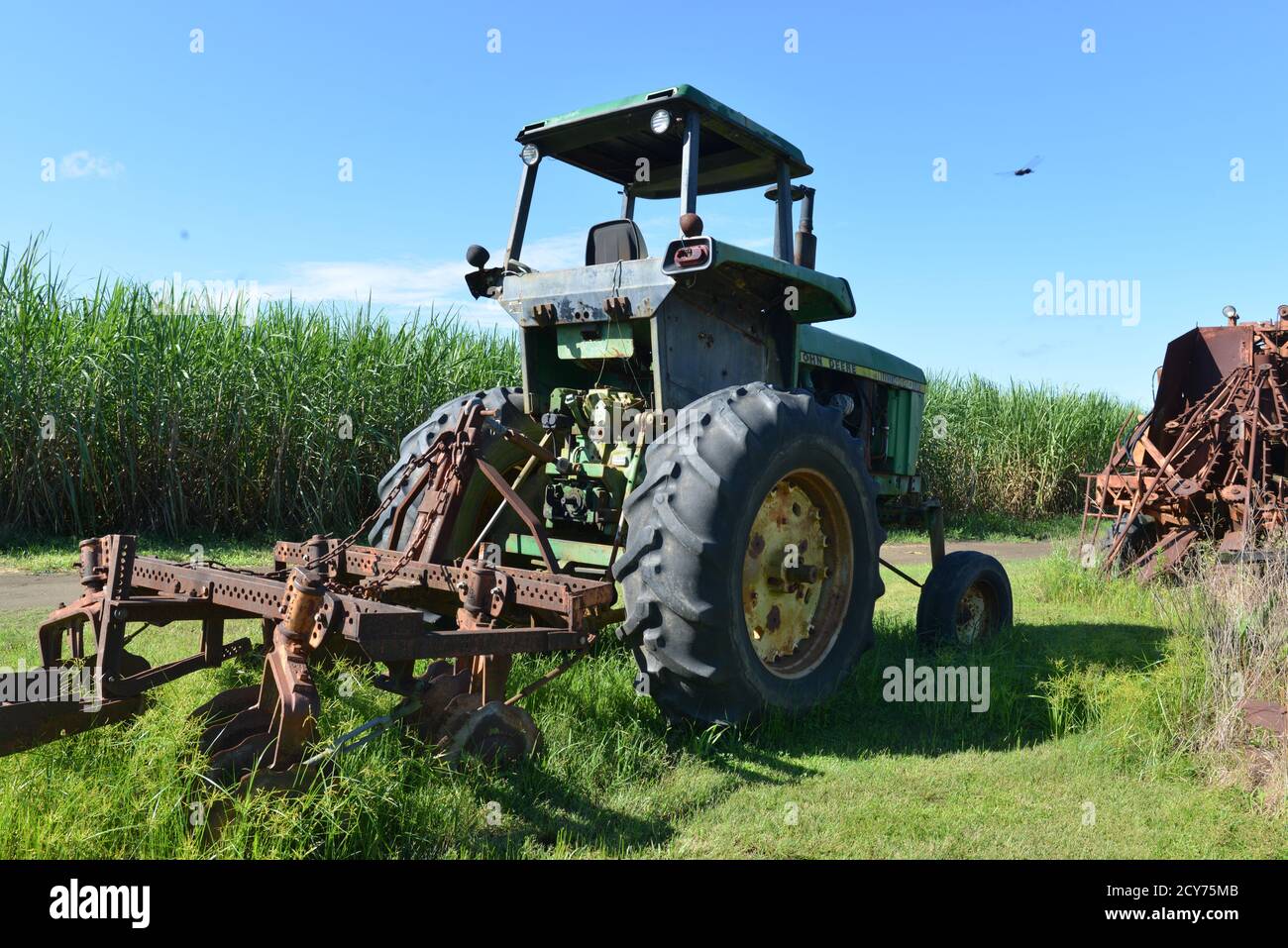 Old farm house and farming machinery in Louisiana, USA Stock Photo - Alamy