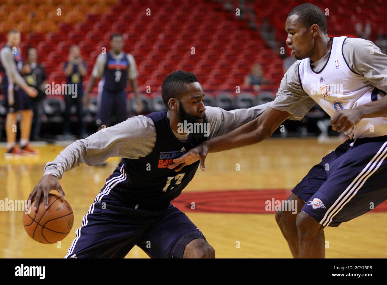 Oklahoma thunder basketball team High Resolution Stock Photography and ...