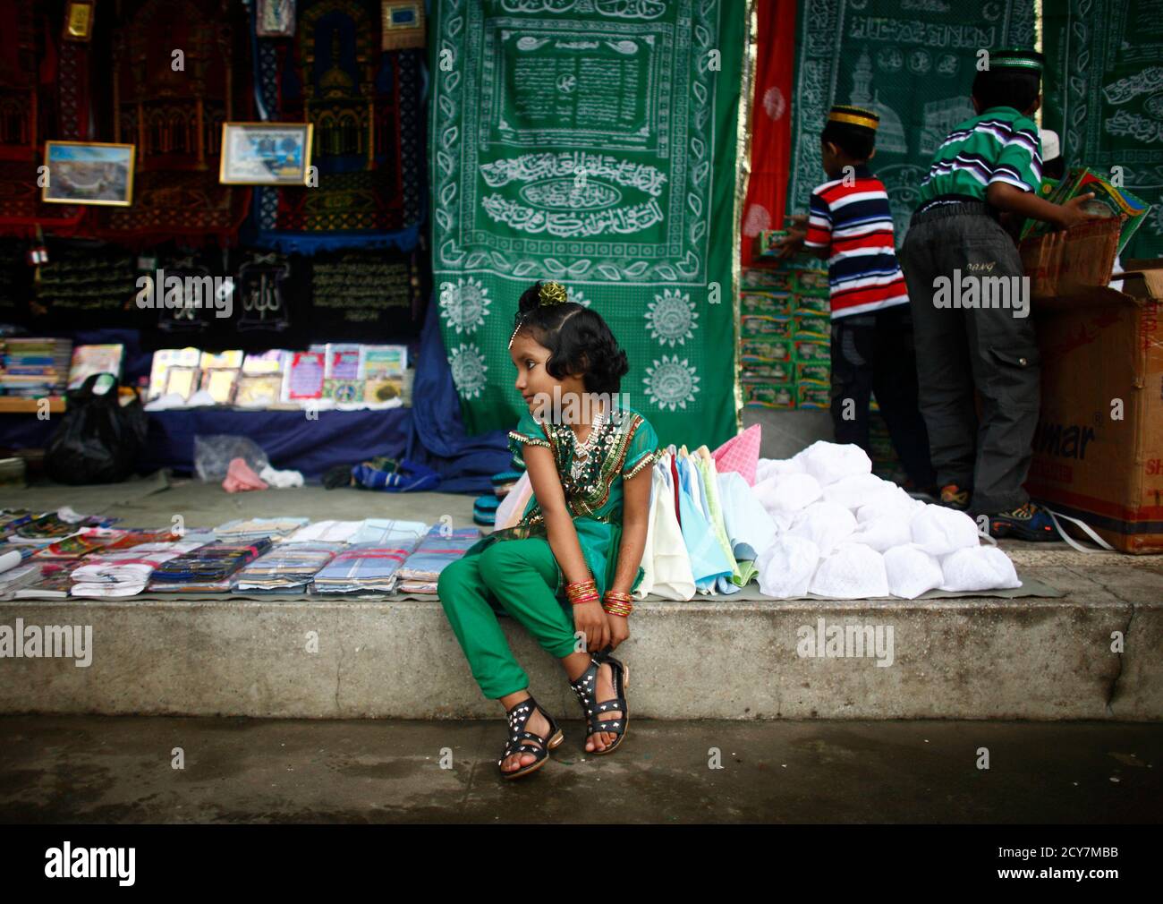 Nepali jame mosque hi-res stock photography and images - Alamy