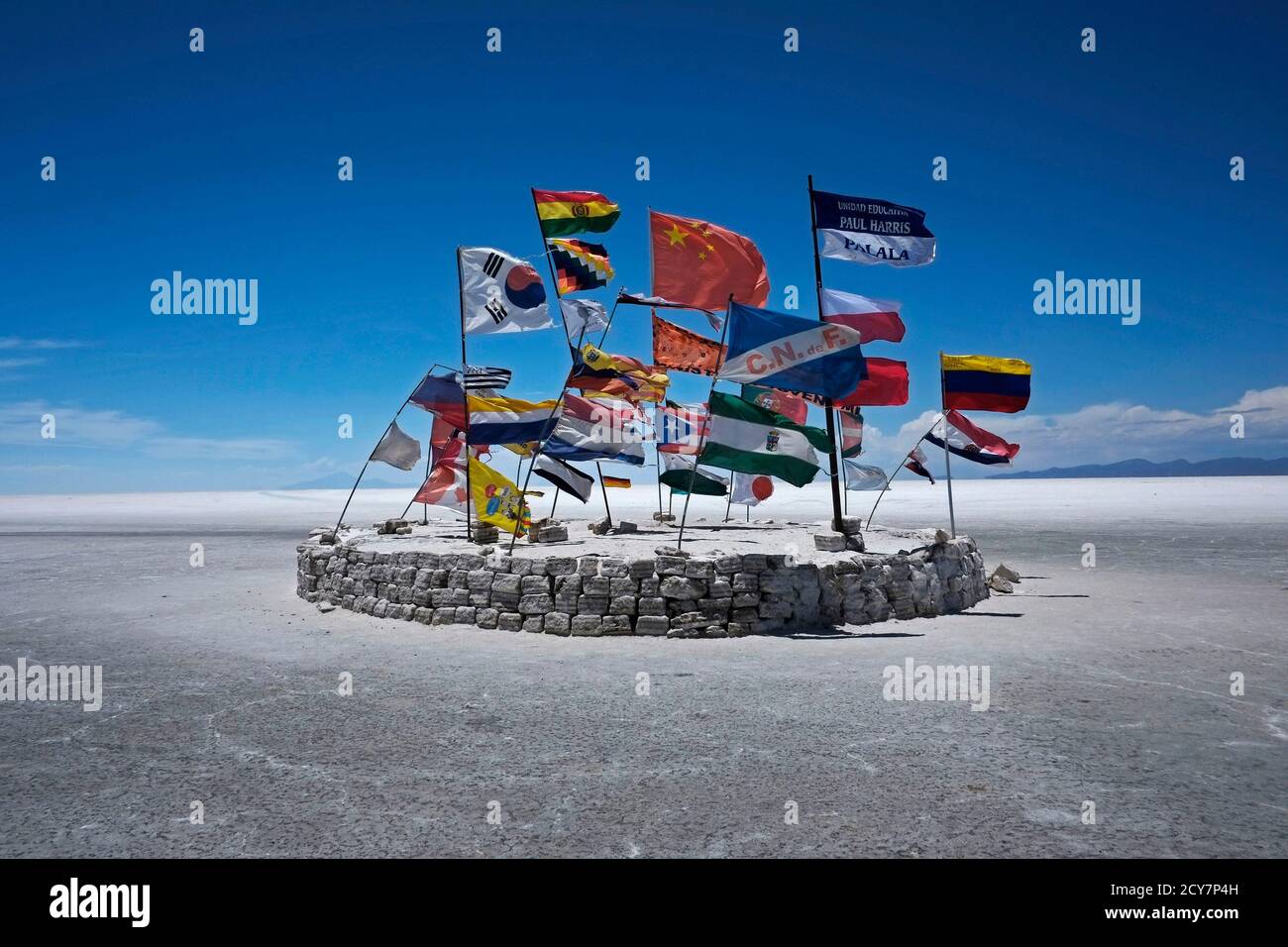 Lithium triangle hi-res stock photography and images - Alamy