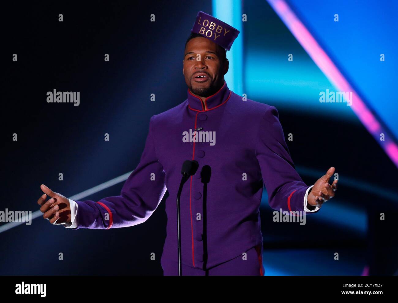 Lobby boy costume hi-res stock photography and images - Alamy